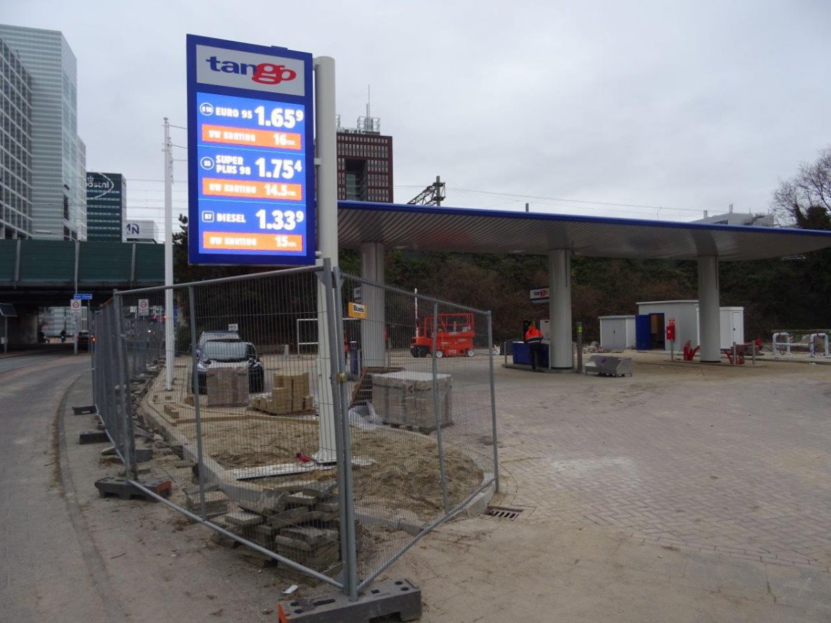 Tango-tankstation bij grens Voorburg - Vlietnieuws