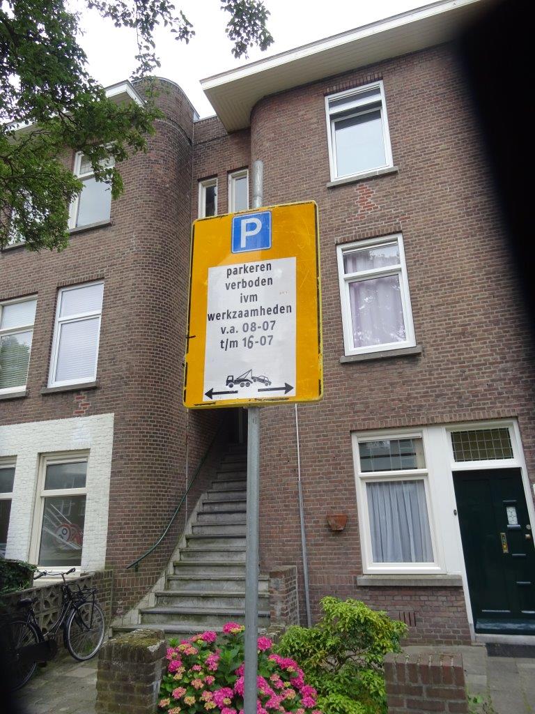 Raadsels rond tijdelijk parkeerverbod in Voorburg-Noord - Vlietnieuws